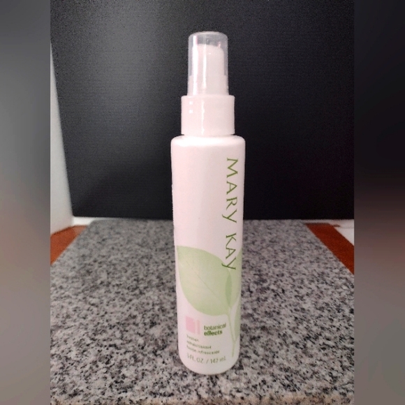 Mary Kay | Makeup | Mary Kay Botanical Effects Freshen Formula | Poshmark